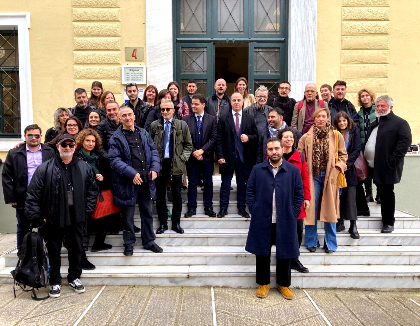 Το MΙΙR συνυπογράφει μαζί με άλλα 8 συνεργατικά ΜΜΕ και οργανισμούς ...